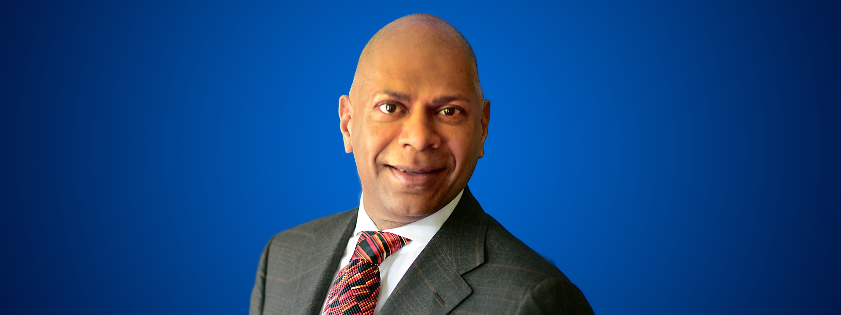 Spreker Adjiedj Bakas – Trendwatcher in innovatie en strategie